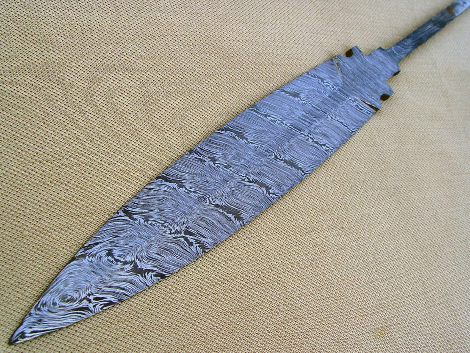 Mosaic Damascus DAGGER Blade - Call Us @ +91 80039 69696